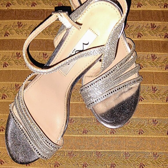 Nina ABBI | Shoes | Nina Abbi Silver Metallic Jeweled Slingback Heels ...